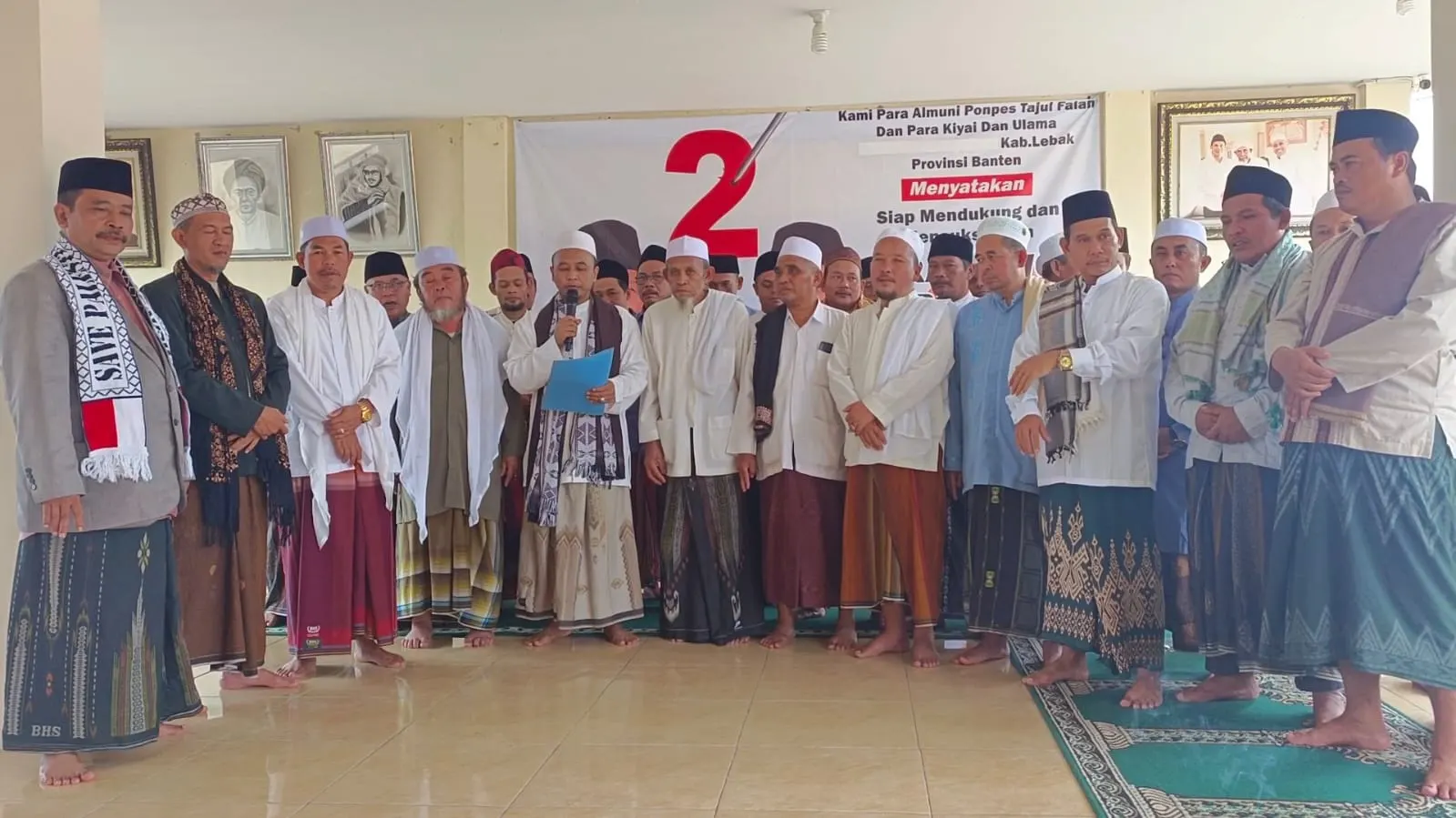 Pimpinan Ponpes Tajul Falah Dukung Prabowo-Gibran Pimpinan Ponpes Tajul Falah Dukung Prabowo-Gibran