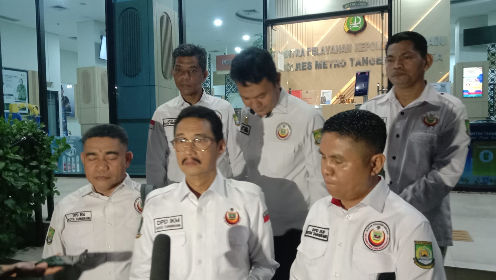 Sebut Warga Minang Barbar, Abu Janda Dilaporkan IKM Kota Tangerang ke ...