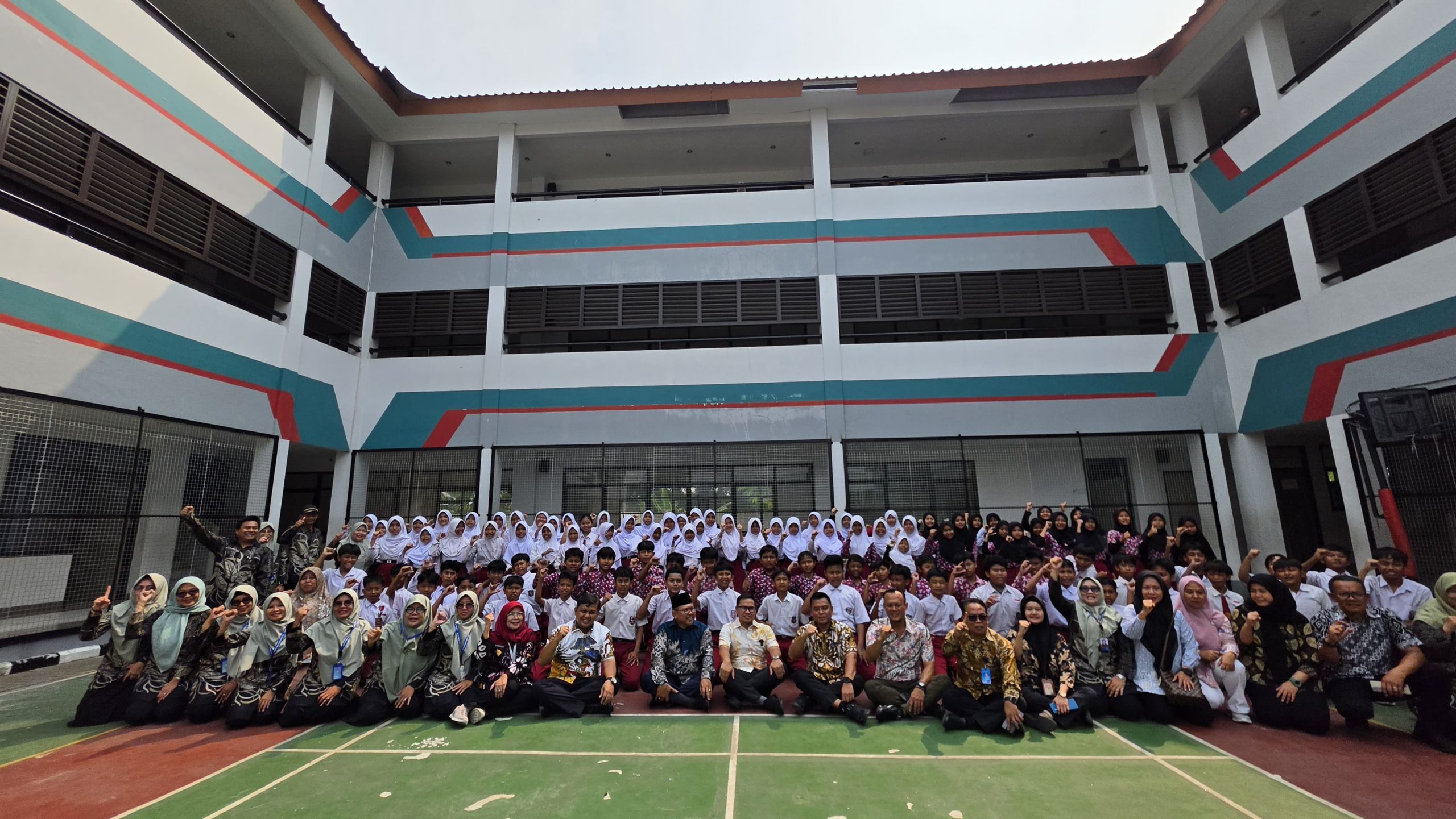 Pilar Cek Gedung Baru SDN Babakan 01, Temukan Toilet Mampet hingga ...